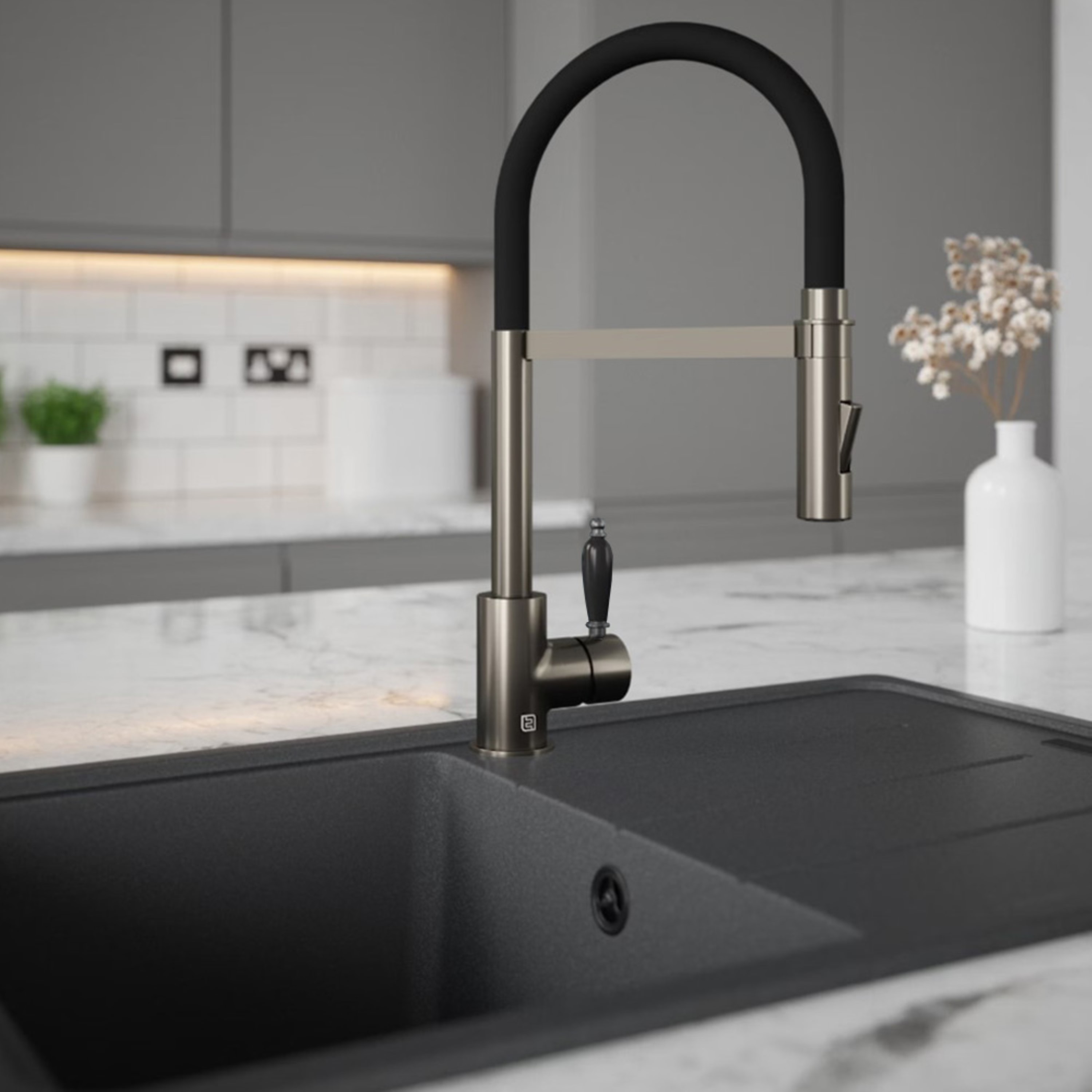 The Tap Factory Vibrance Shaker Mono Pull Out Kitchen Mixer Tap | Tap ...